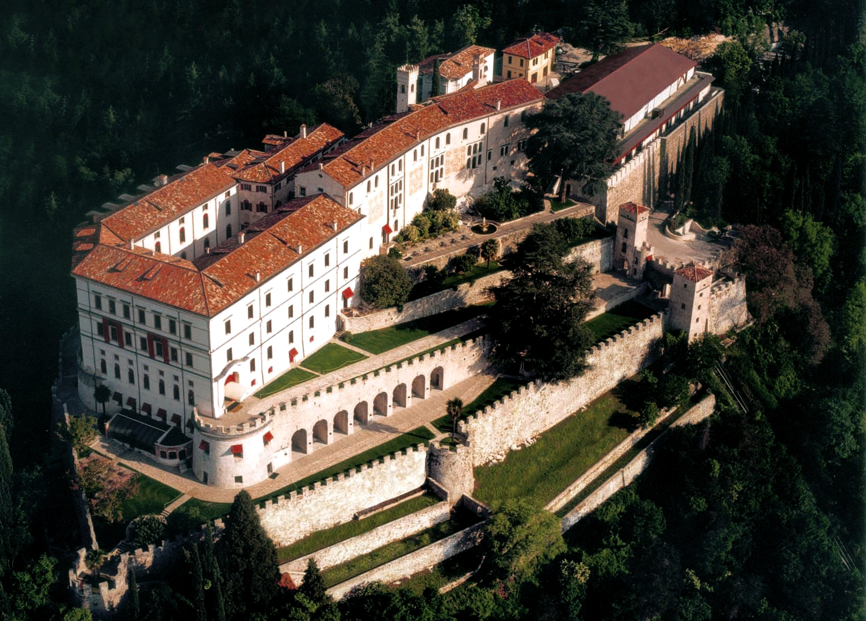 Castillo Brando Vittorio Veneto Italia Mapa Castel Brando Avvenice